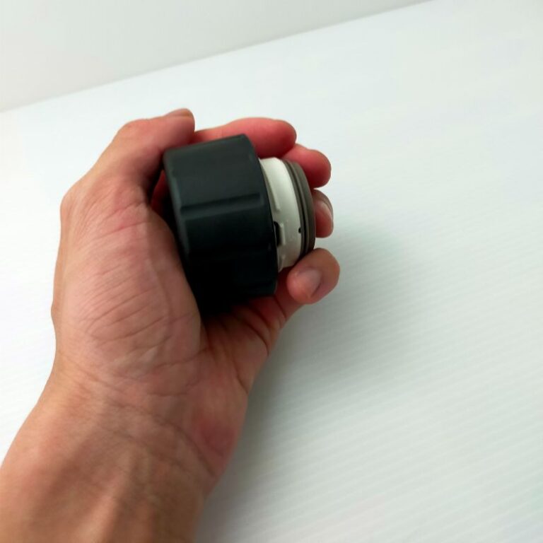 サーモス FJK-500 炭酸対応ボトル レビュー！フタがシンプルで使いやすい！【保冷水筒】